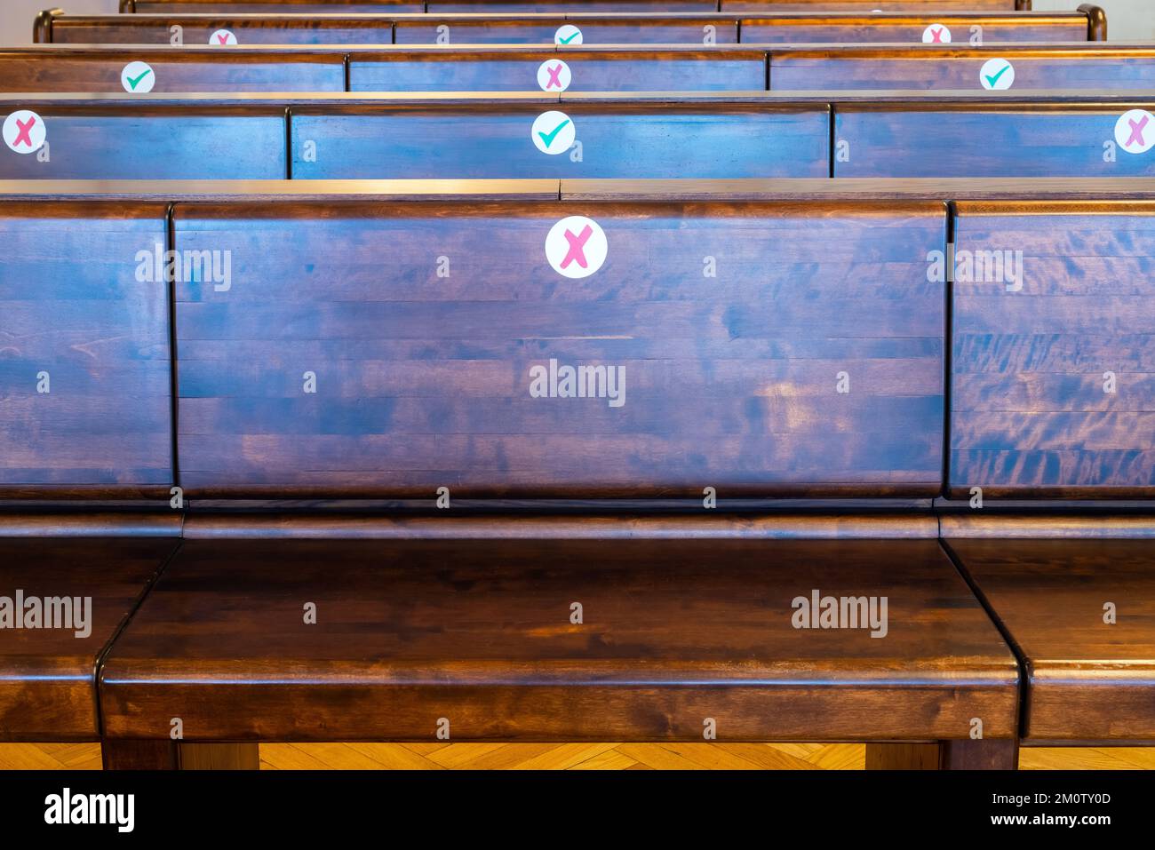Empty church auditorium hi-res stock photography and images - Alamy