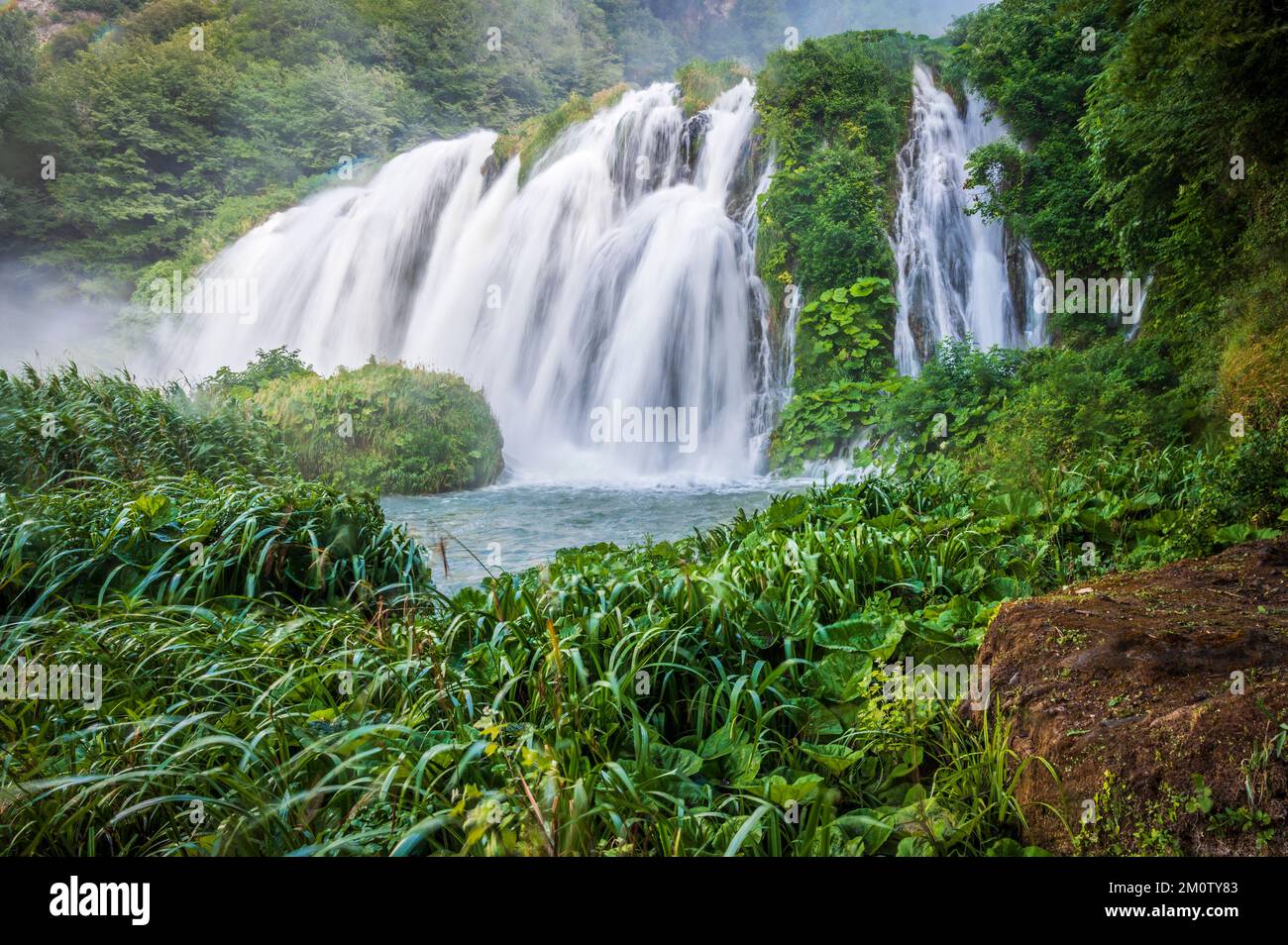 The majesty of the Marmore waterfall. Dream Umbria Stock Photo - Alamy