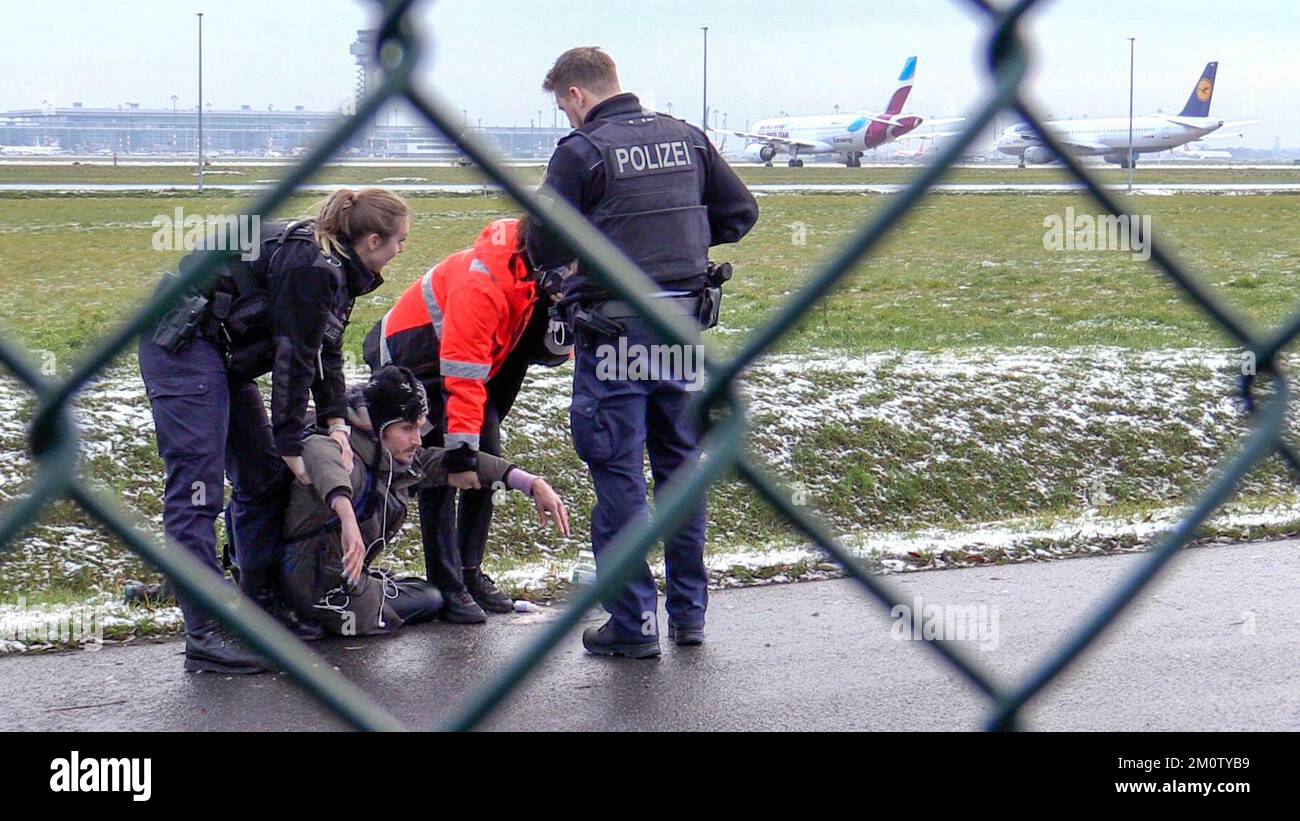 Tarmac cutter hi-res stock photography and images - Alamy