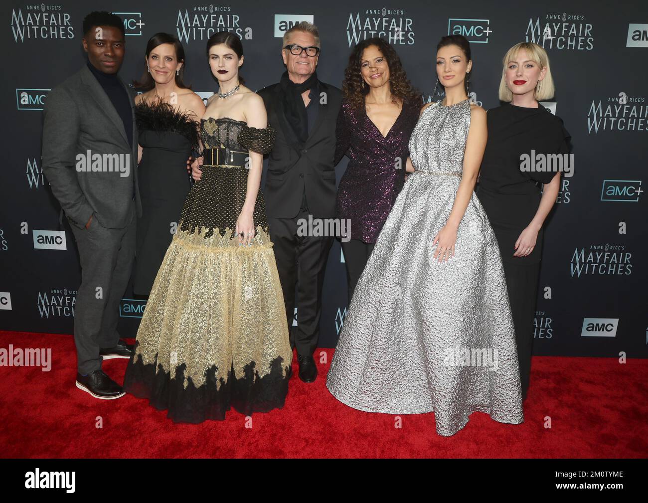 Los Angeles, Ca. 7th Dec, 2022. Tongayi Chirisa, Annabeth Gish ...