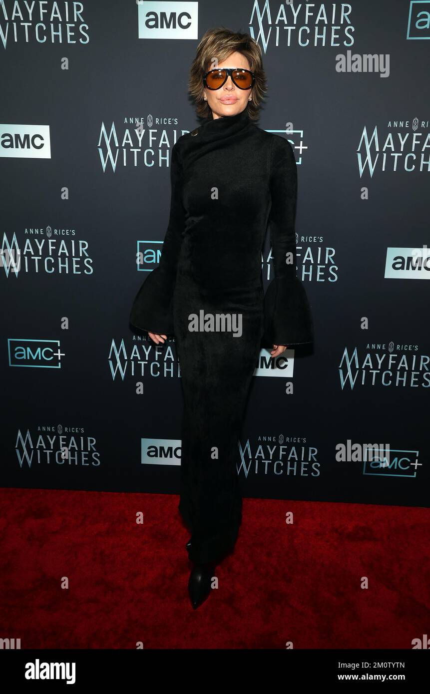 Los Angeles, Ca. 7th Dec, 2022. Lisa Rinna at AMC's Anne Rice's Mayfair ...