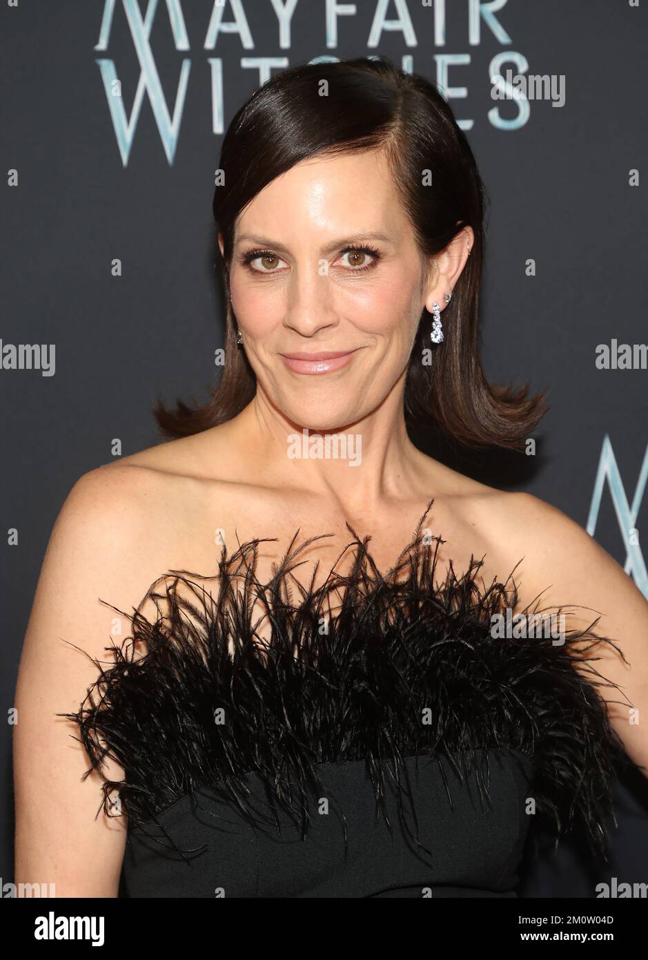 Los Angeles, Ca. 7th Dec, 2022. Annabeth Gish at AMC's Anne Rice's ...