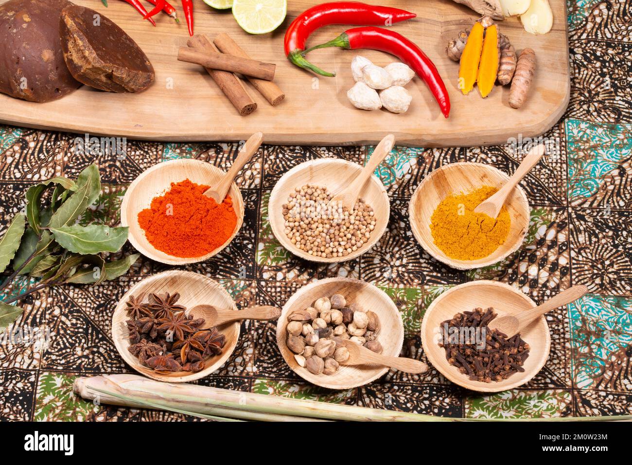 Laos herbs and spices hi-res stock photography and images - Alamy