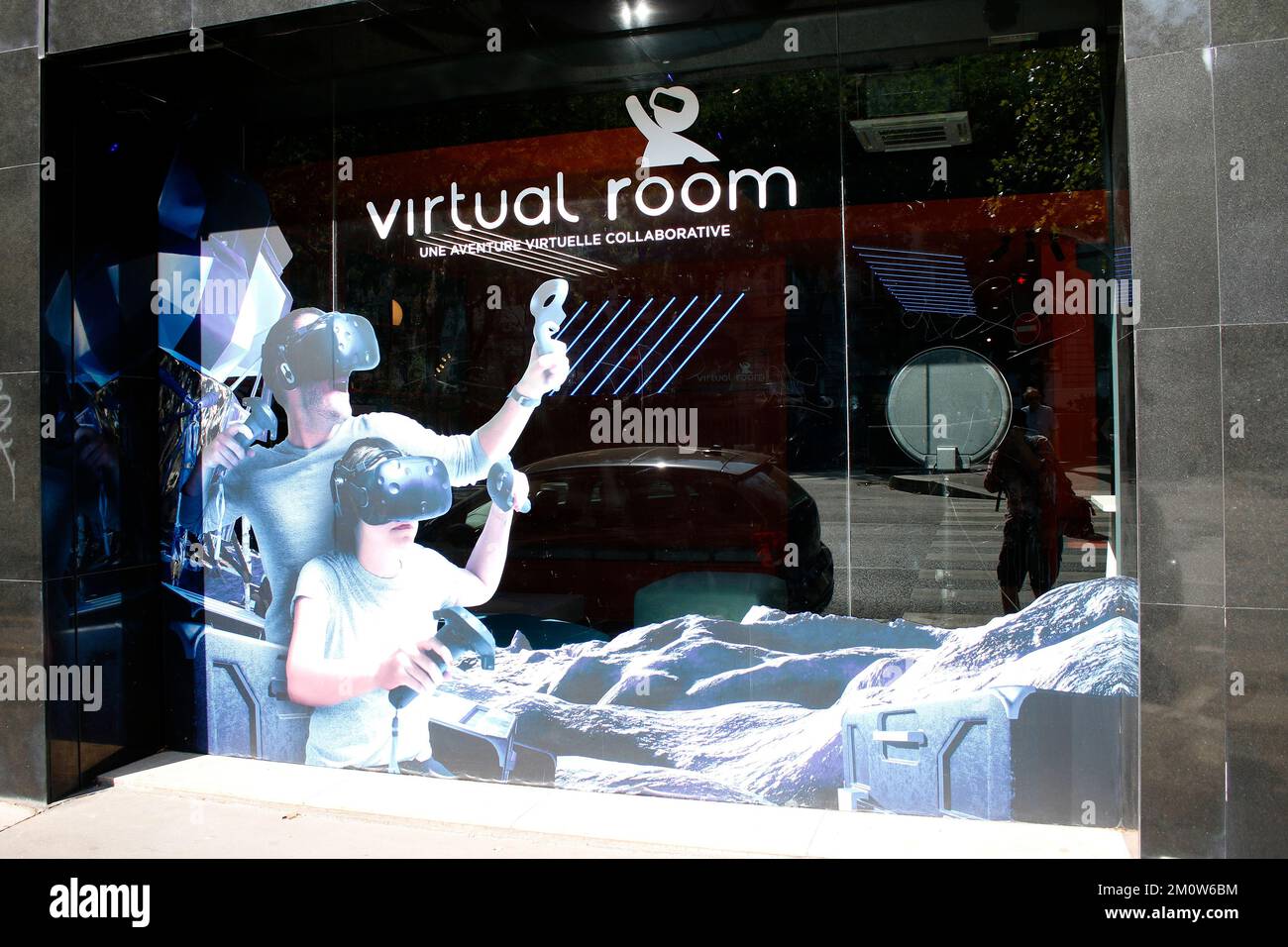 das Logo der Marke/ the logo of the brand "Virtual Room", Paris, Frankreich/ France (nur fuer ...