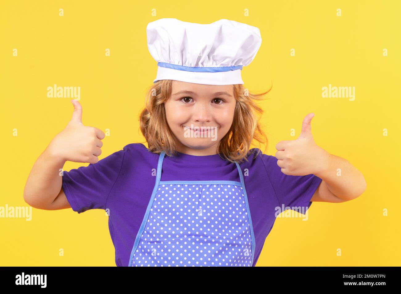 Kid chef cook, studio portrait. Children cooking. Kid boy with apron ...