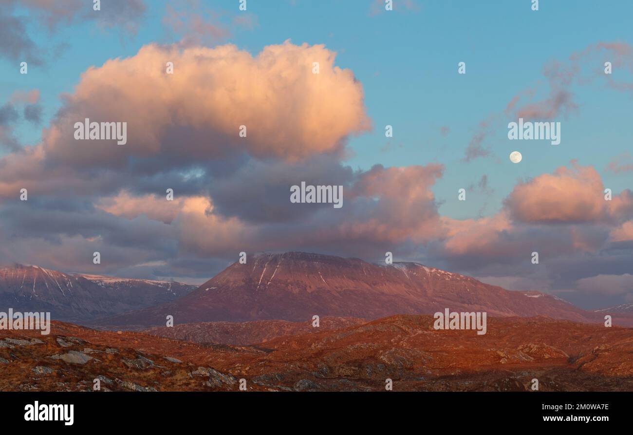 UK Scotland Highland Sutherland Arkle mountain Stock Photo - Alamy