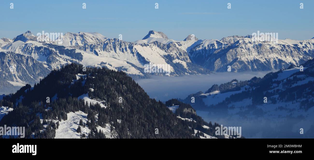 Switzerland simmental valley hi-res stock photography and images - Alamy