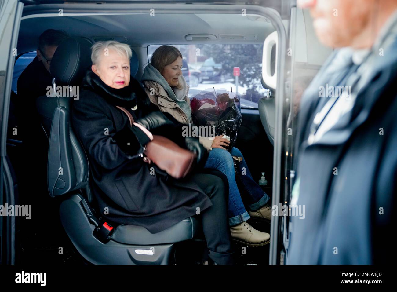Natallia Pintsyuk (R), the wife of Nobel Peace Prize winner Aljes ...