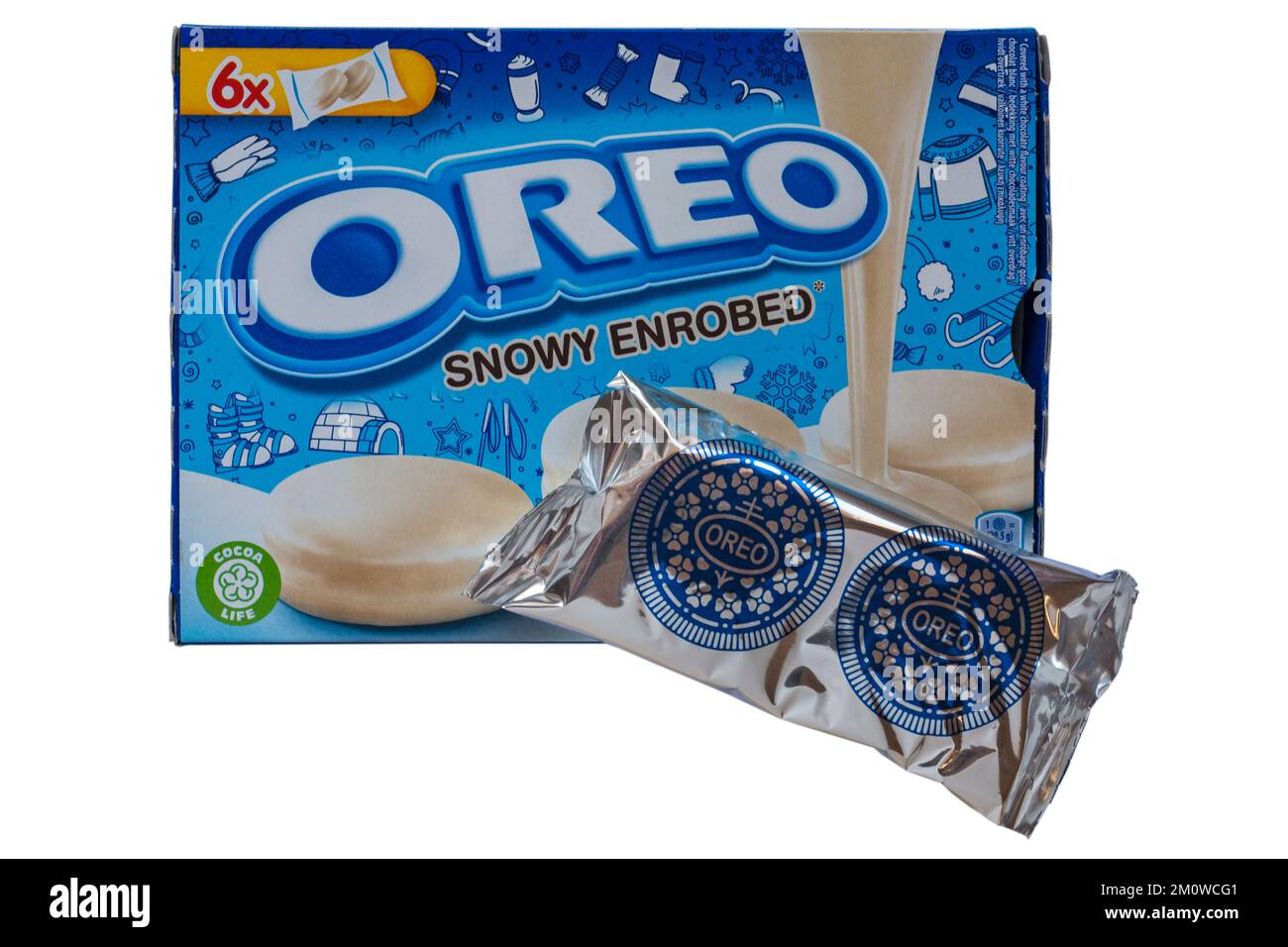 Original oreo richly covered with a white chocolate flavour coating hi ...