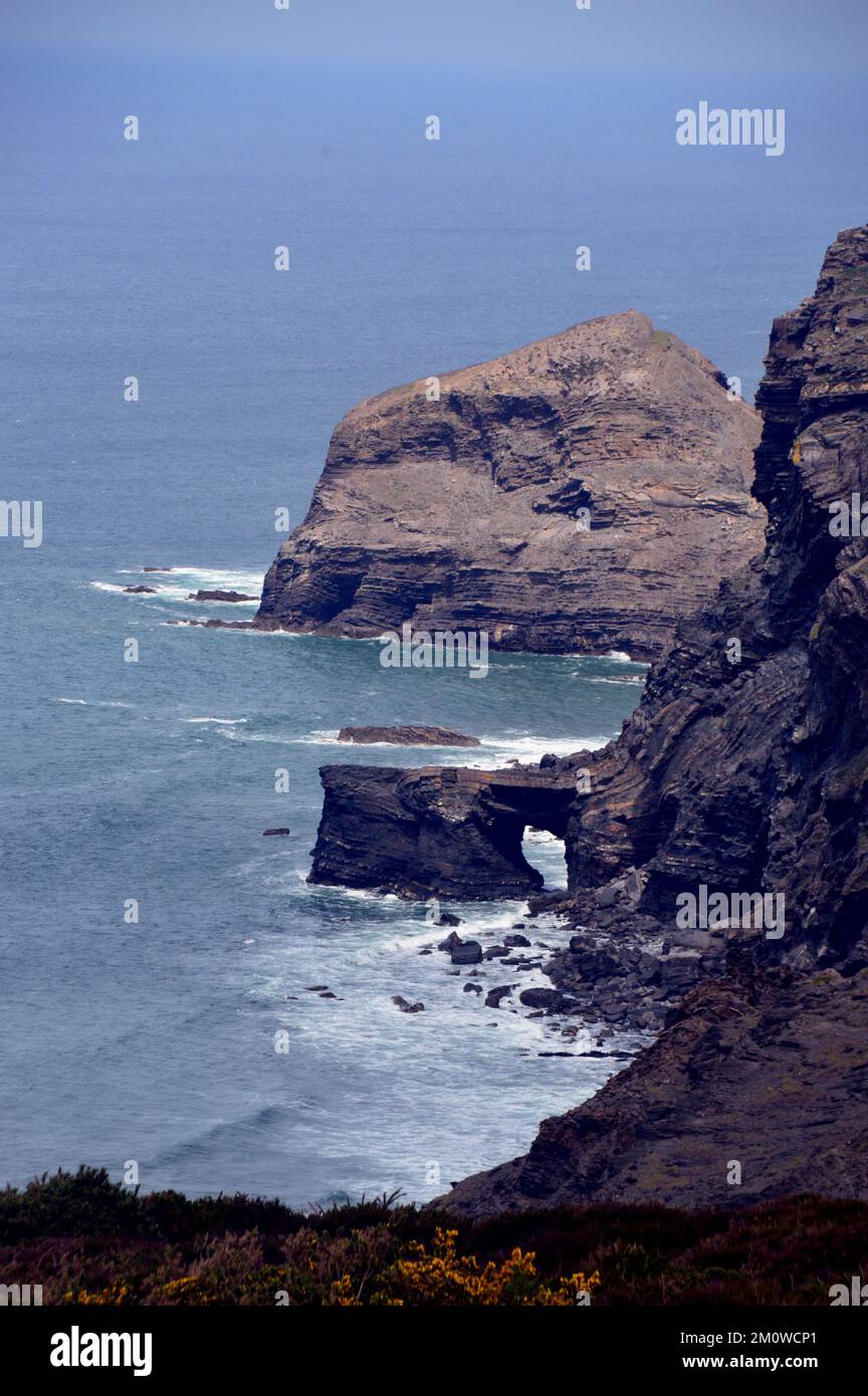 Northern door arch hi-res stock photography and images - Alamy