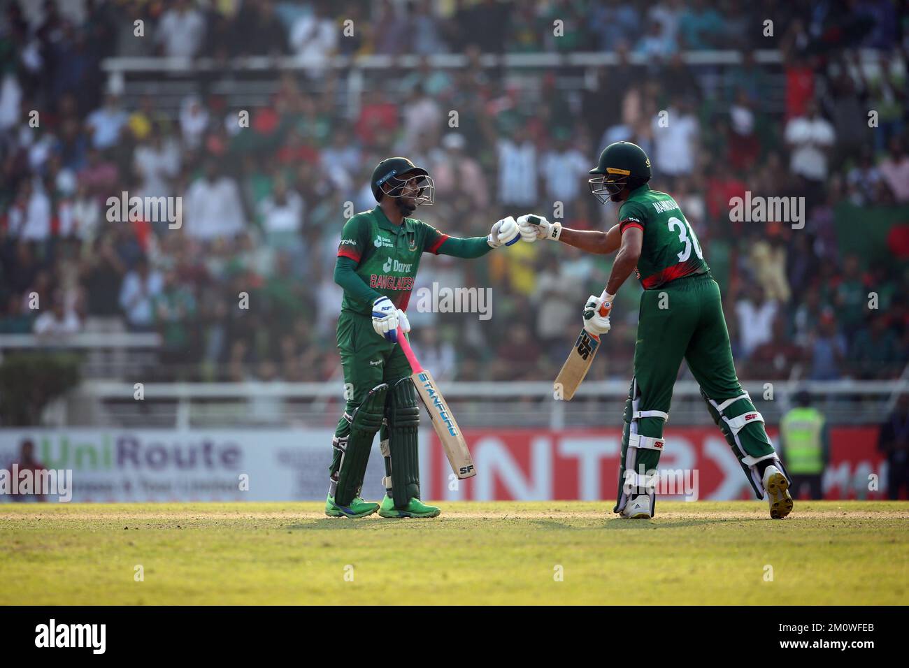 Mahmudullah and Mehedy Hasan Miraz run between wicket during Bangladesh ...