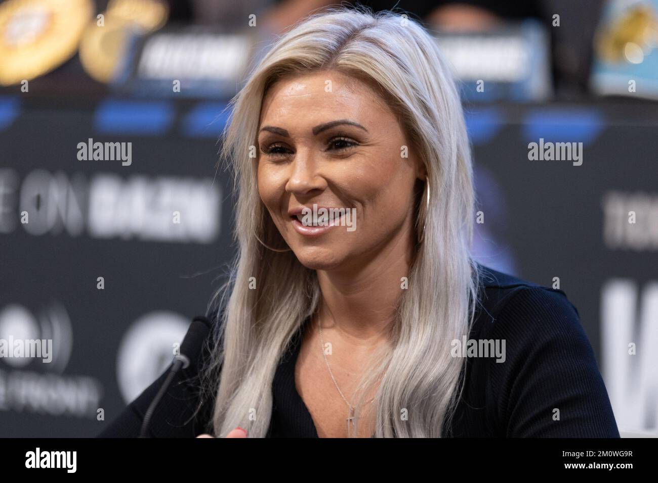 Josh warrington dazn hi-res stock photography and images - Alamy