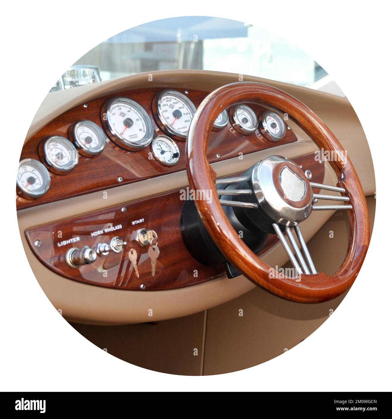 Speed boat steering wheel and instrument panels, luxurious speedboat ...