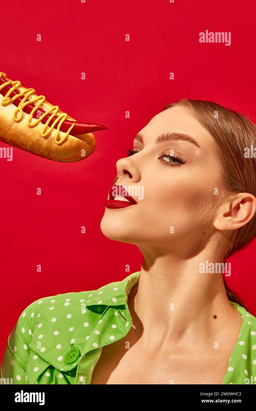 Eating chilli funny hi-res stock photography and images - Alamy