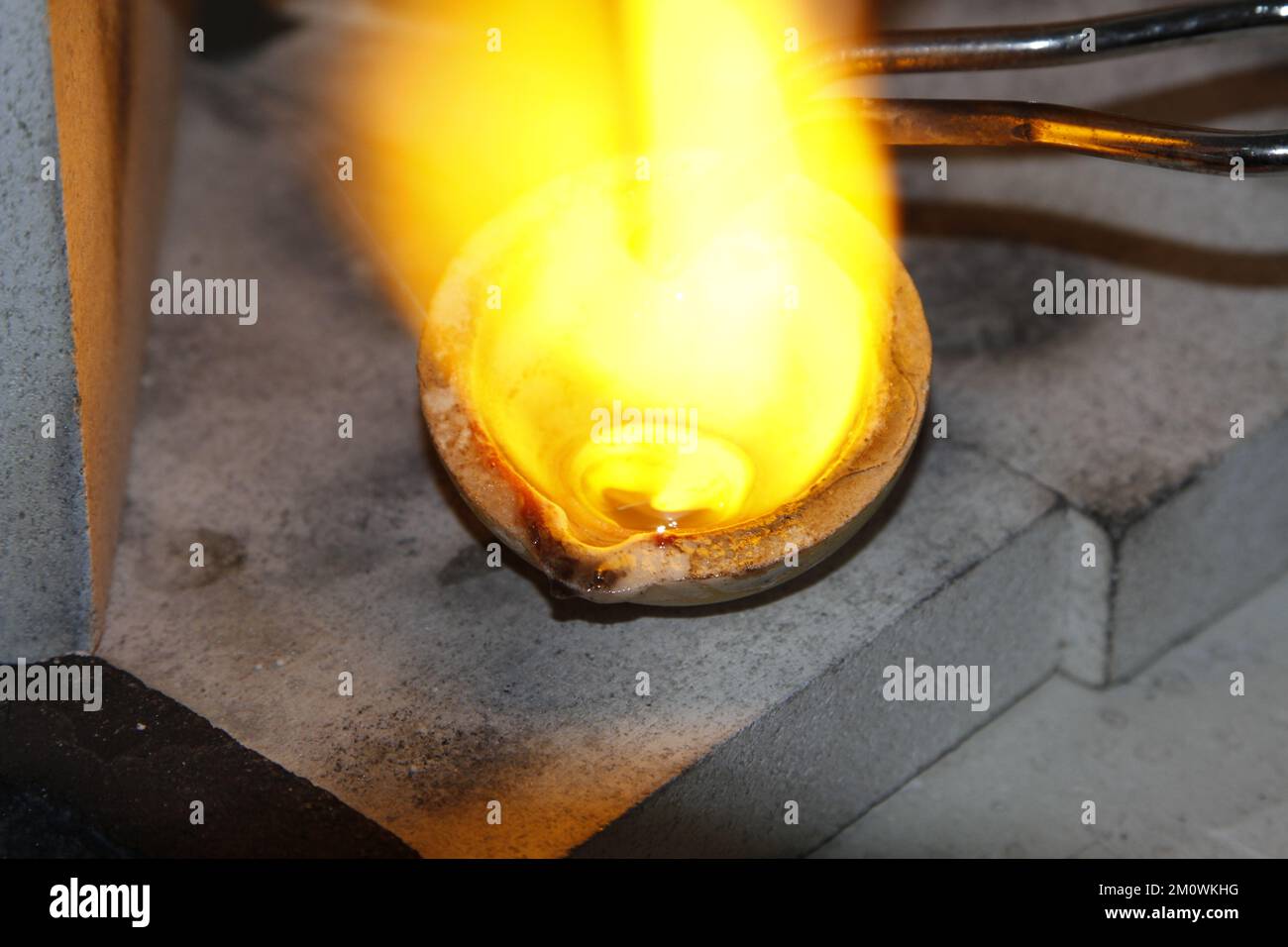 Jewellery and jewellery hi-res stock photography and images - Alamy