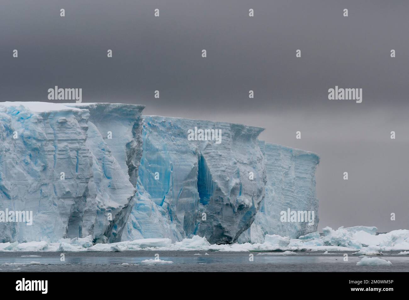 Larsen c antarctica hi-res stock photography and images - Alamy