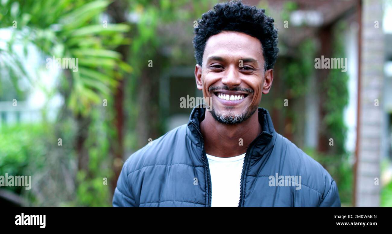 Confident african man walking forward hi-res stock photography and ...