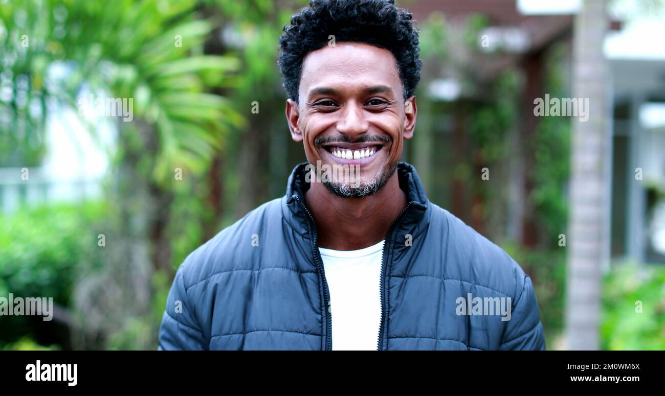 Confident african man walking forward hi-res stock photography and ...