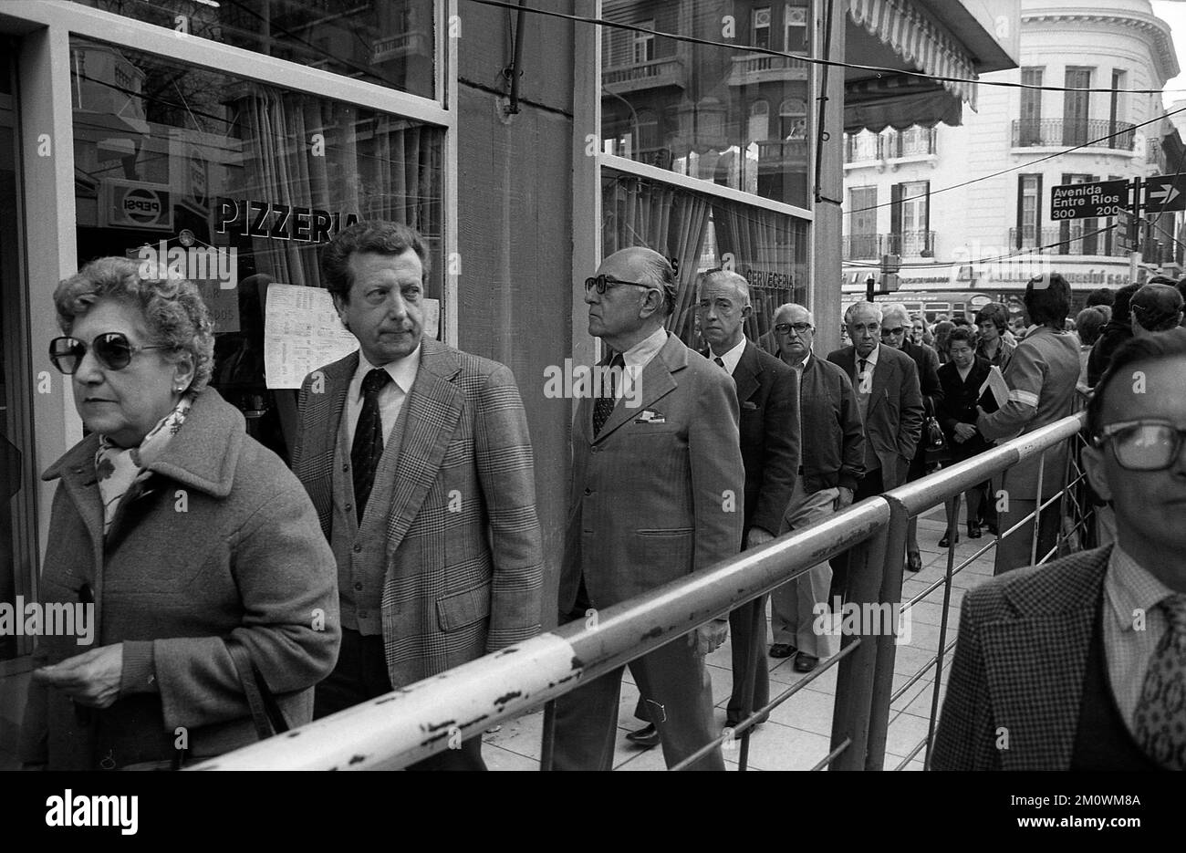 Armando Balbín, Ricardo Balbín´s brother at his funeral, Buenos Aires ...