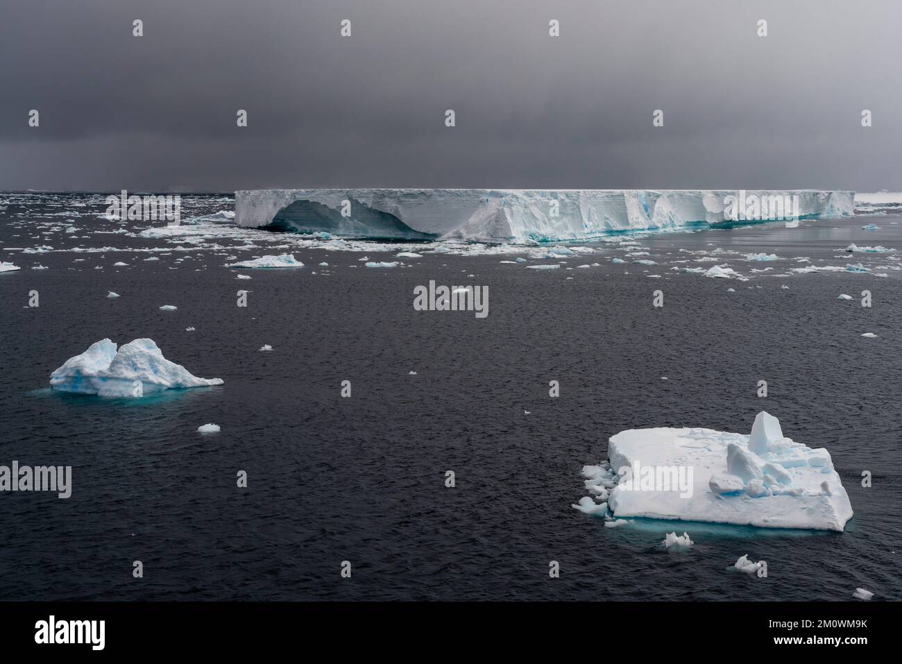 Larsen c iceberg hi-res stock photography and images - Alamy