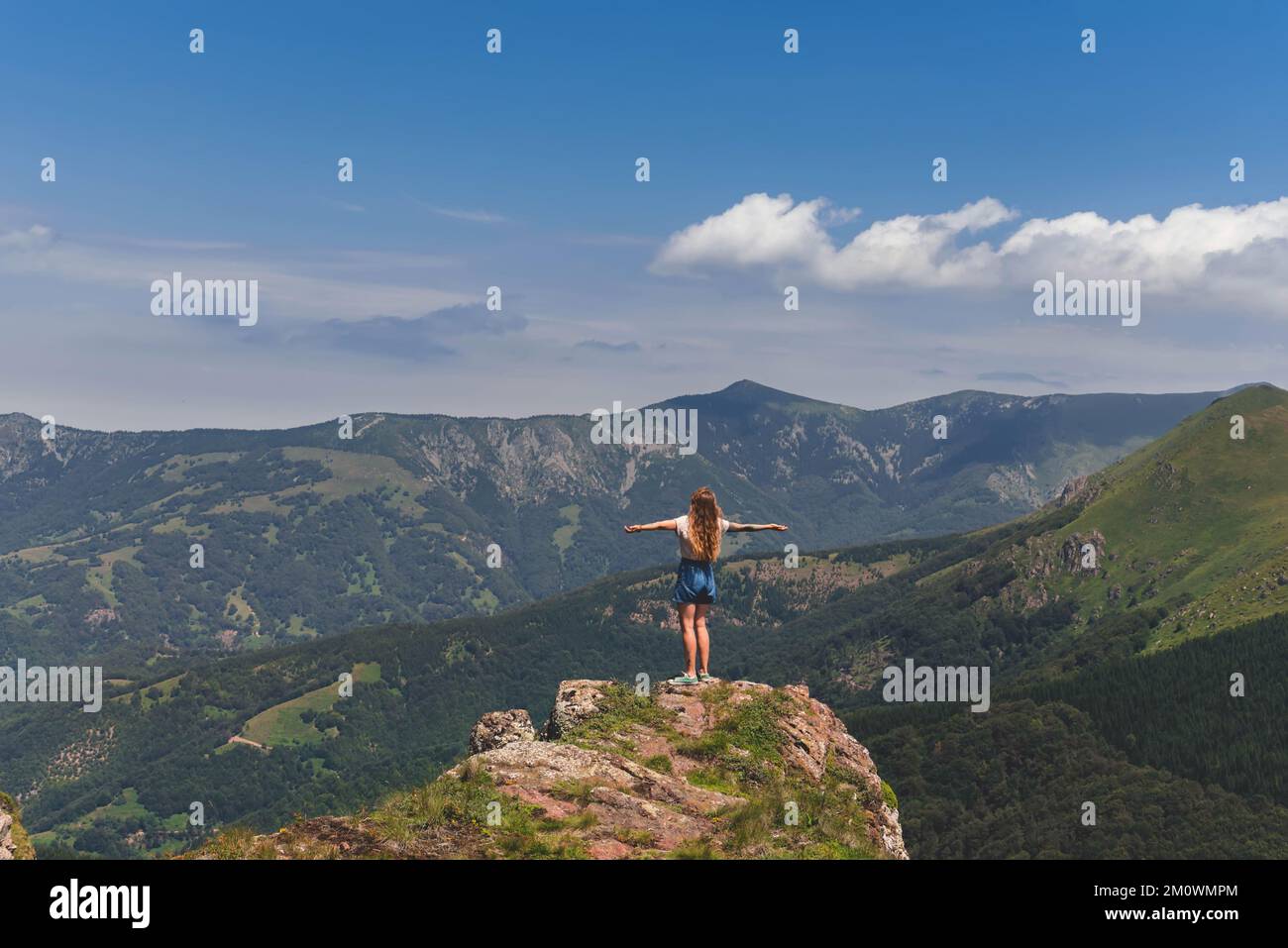 Woman hiker open arms hi-res stock photography and images - Alamy