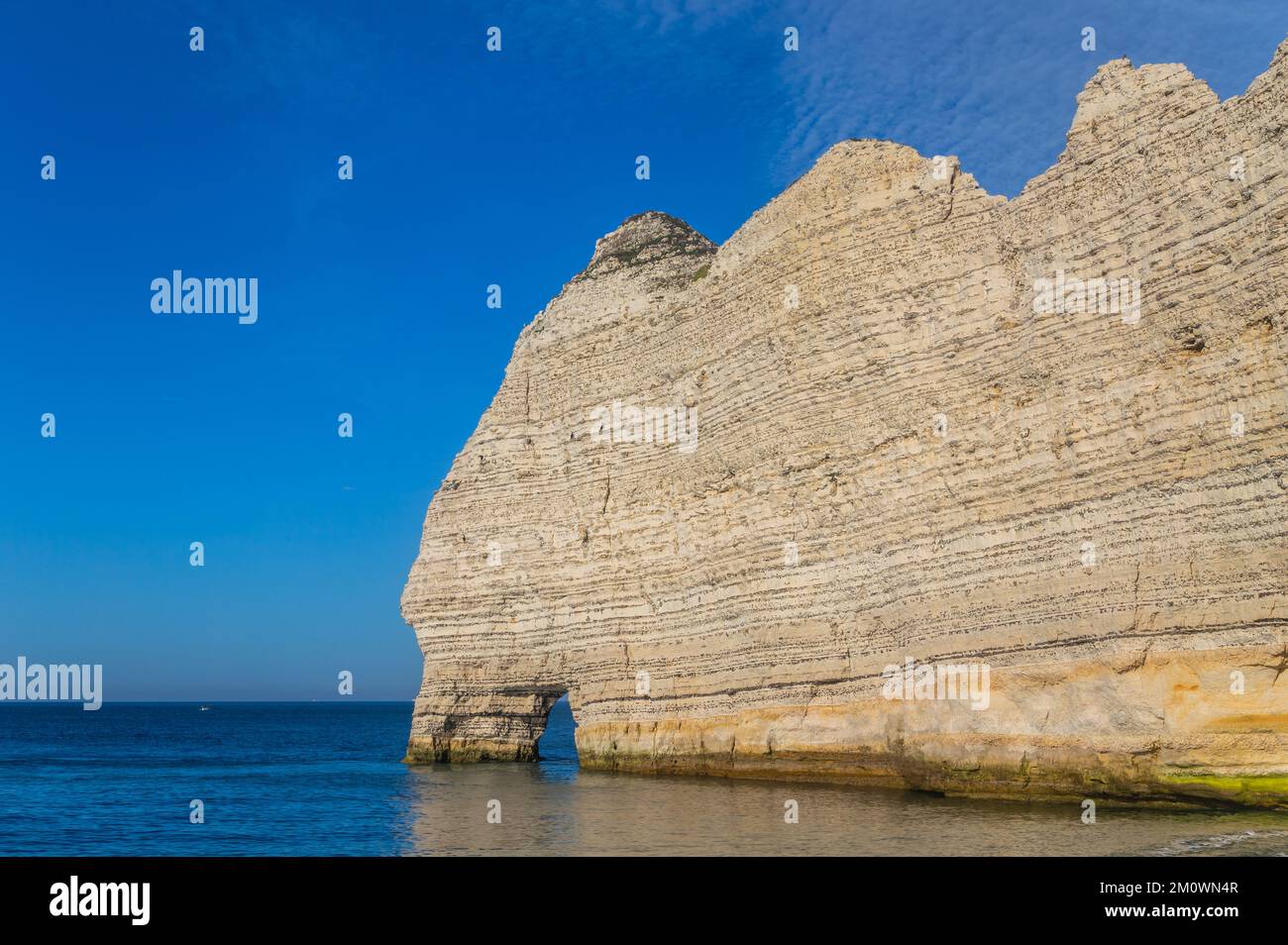 Limestone cliffs at Etretat, Coast of Normandy, France Stock Photo - Alamy