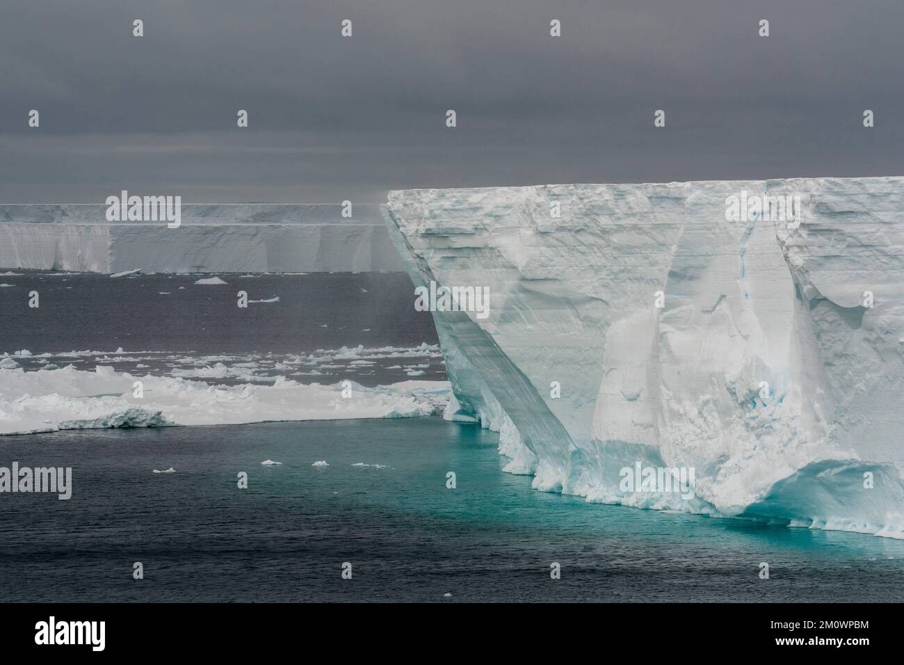 Larsen c iceberg hi-res stock photography and images - Alamy