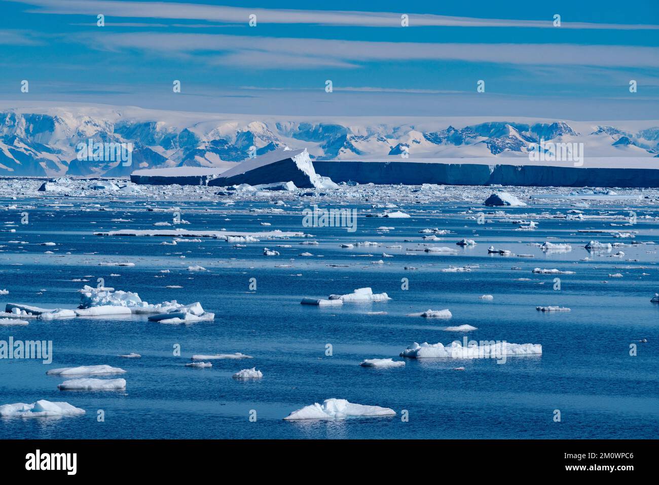 Larsen b antarctica hi-res stock photography and images - Alamy