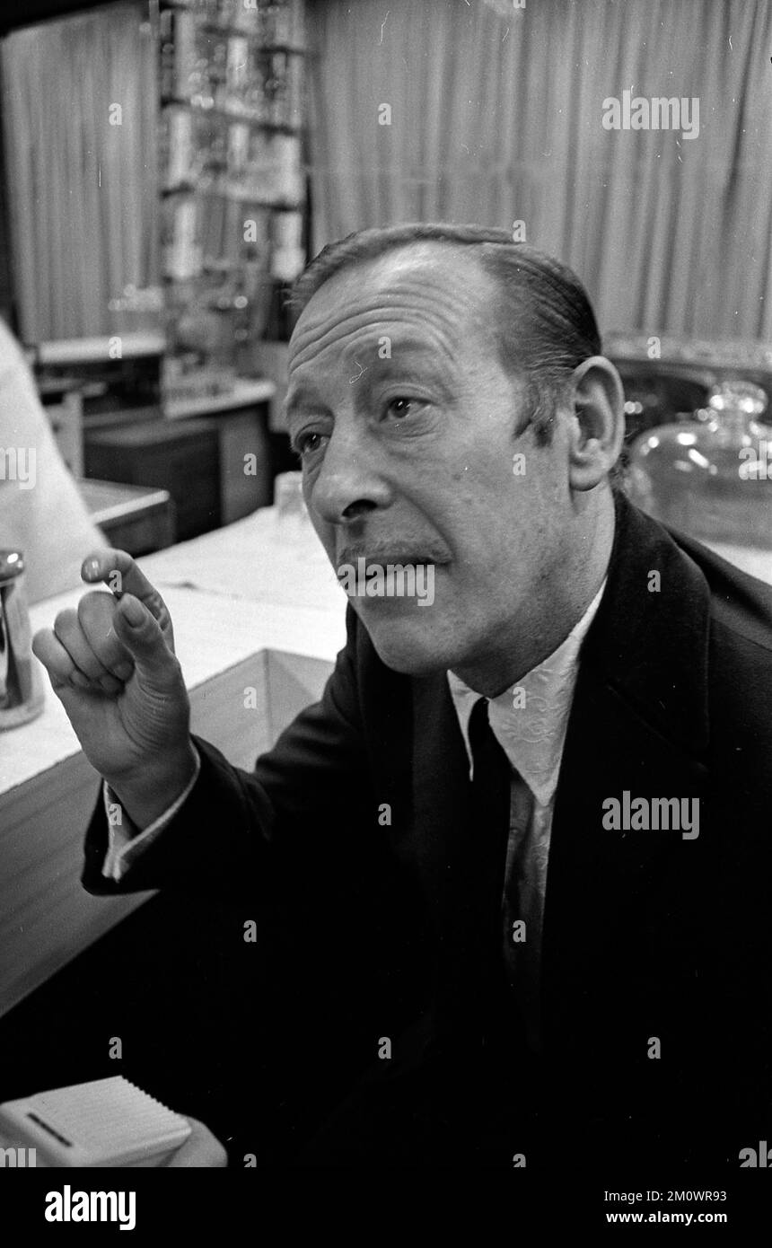 Roberto Goyeneche, Argentine tango singer, Buenos Aires, Argentina ...