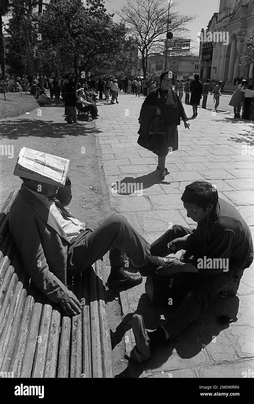 Salta City, Argentina, street scenes, boy draws a Sarmiento portrait ...