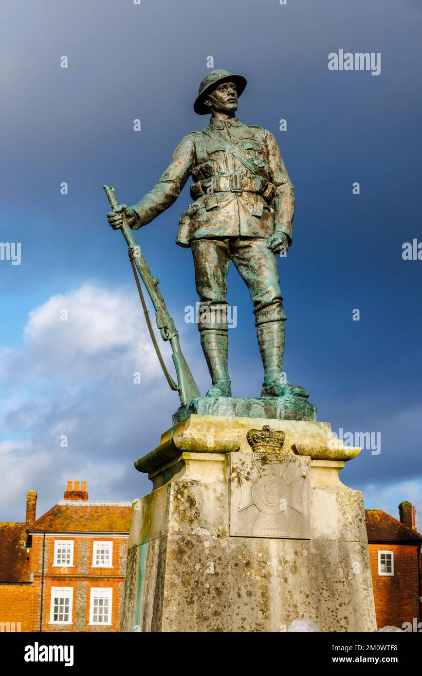 Commemorative memorial bronze statue of a rifleman of The King's Royal ...