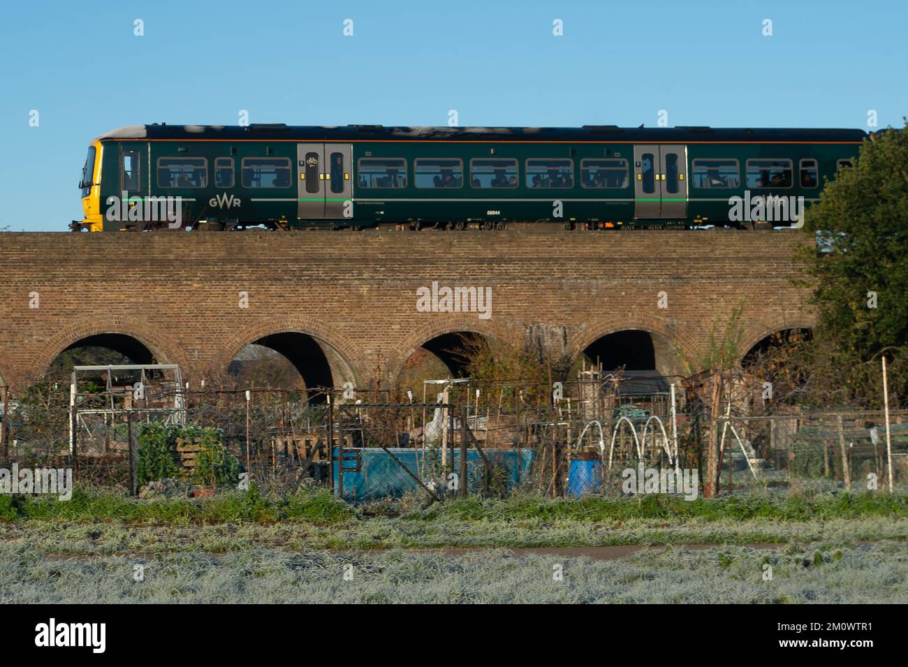 Windsor railway viaduct hi-res stock photography and images - Alamy