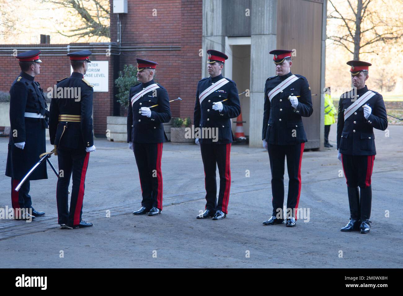 London, UK. 8th Dec, 2022. Household Cavalry Pass Out Parade of ...