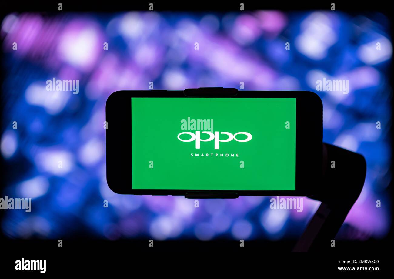Oppo logo hi-res stock photography and images - Alamy