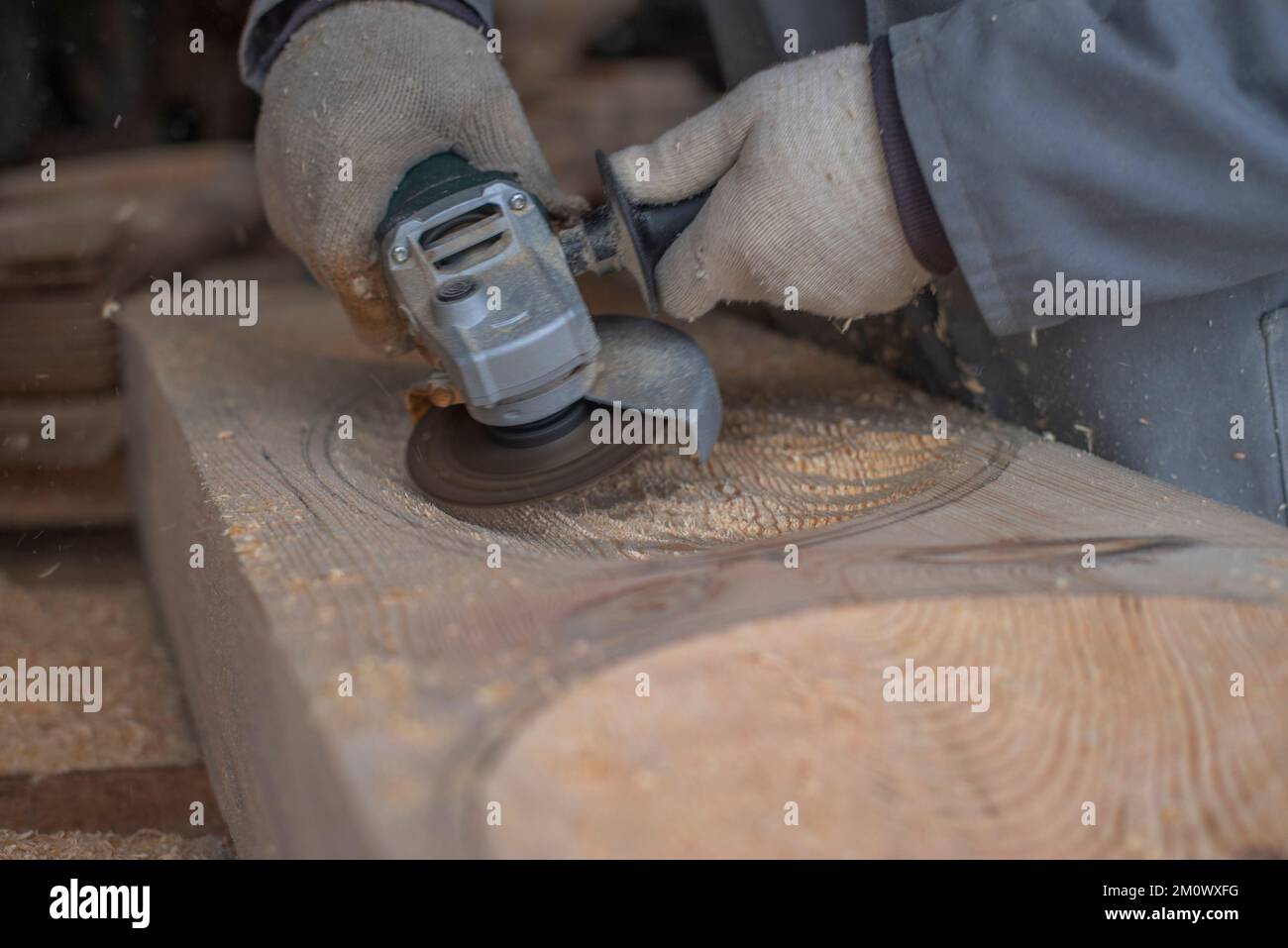 Processes wood hi-res stock photography and images - Alamy