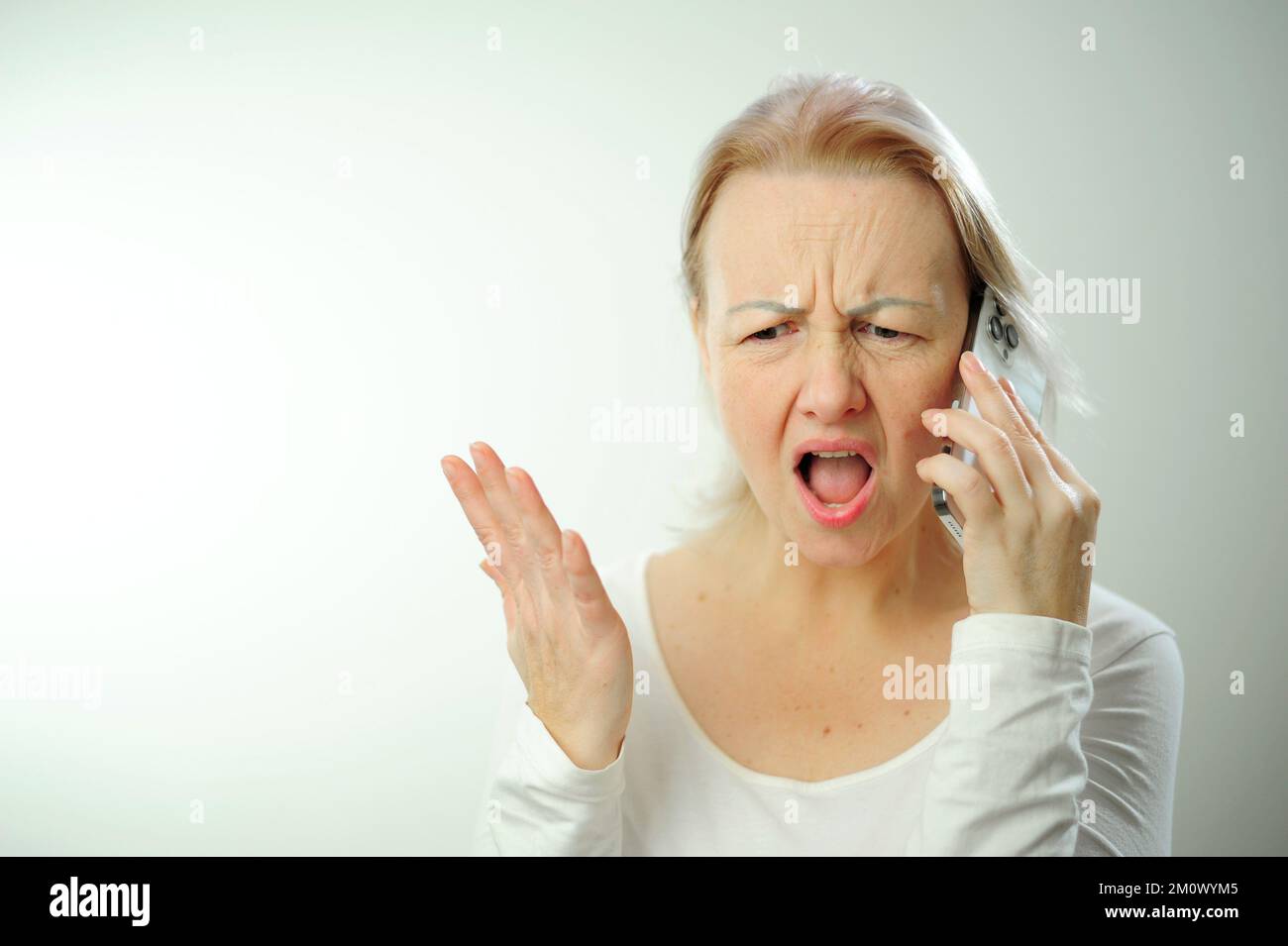 angry woman screaming Screaming, hate, rage. Crying emotional angry ...