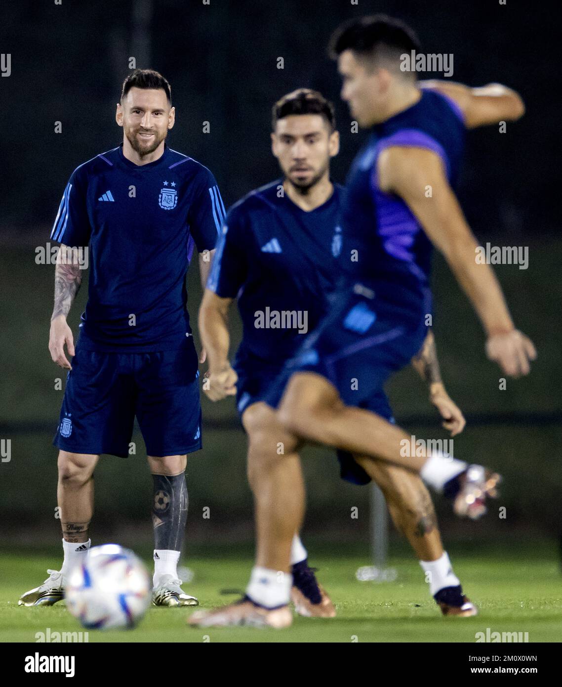 Lionel messi 2022 argentina training hi-res stock photography and ...