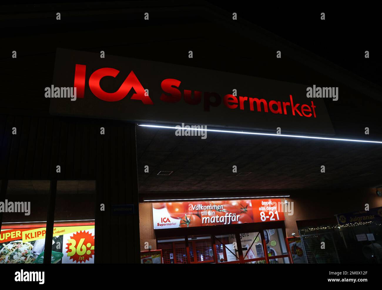 A Ica grocery store Stock Photo - Alamy