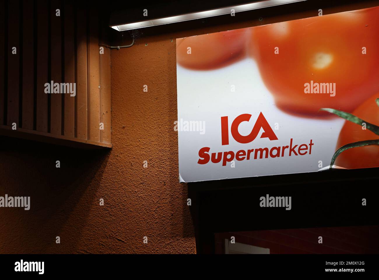 A Ica grocery store Stock Photo - Alamy