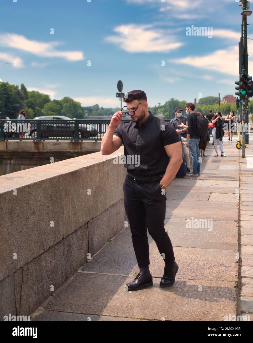 Athletic young man with sunglasses hi-res stock photography and images ...