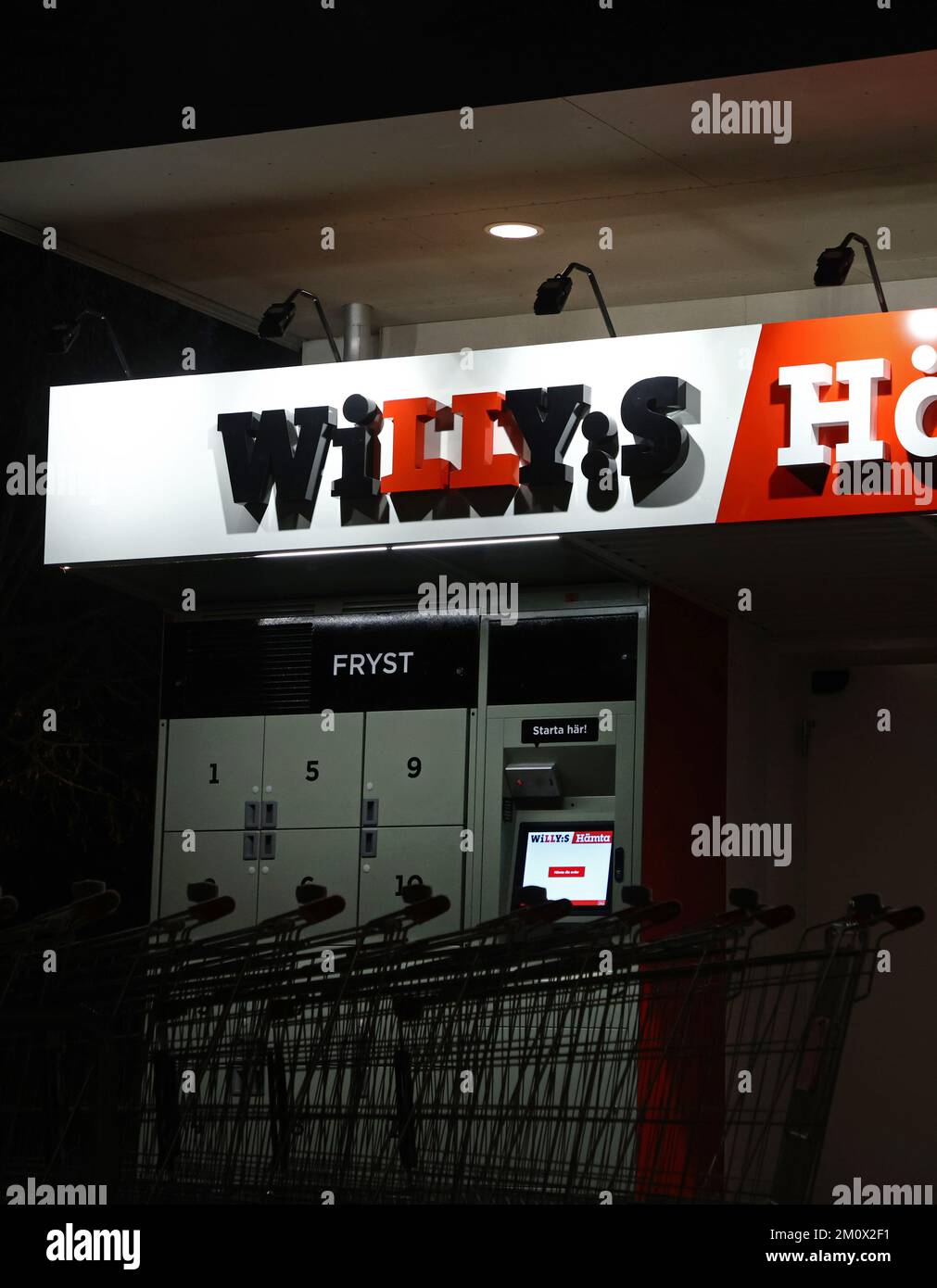 Willys grocery store Stock Photo - Alamy