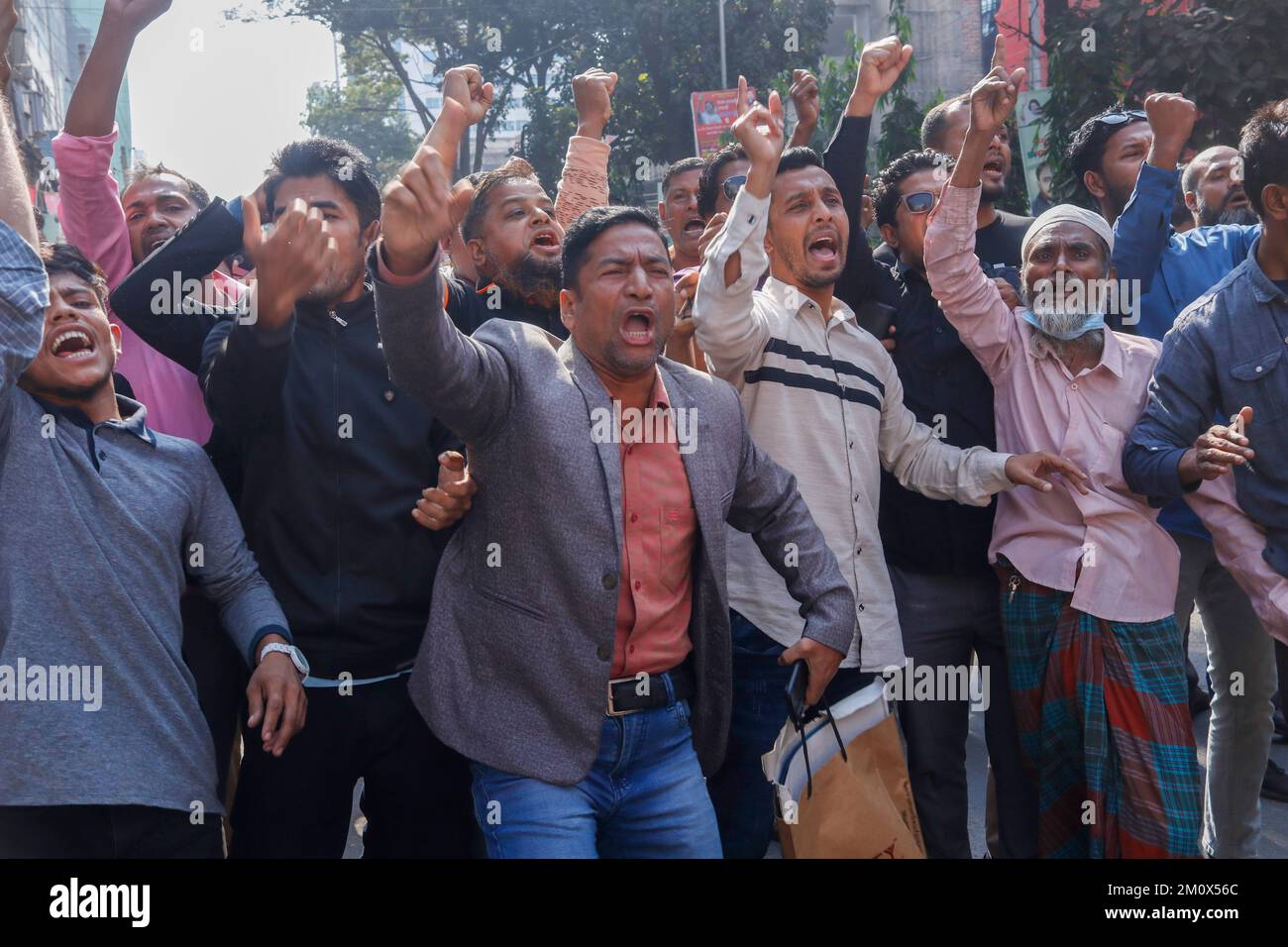 Bangladesh nationalist party bnp activists hi-res stock photography and ...