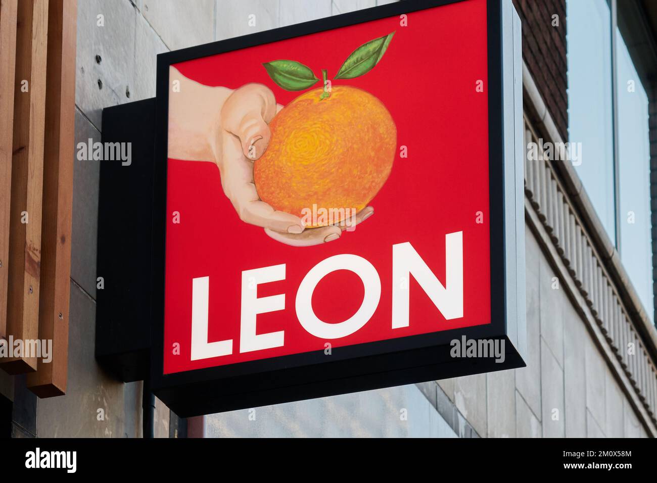 Leon restaurant, sign Stock Photo - Alamy