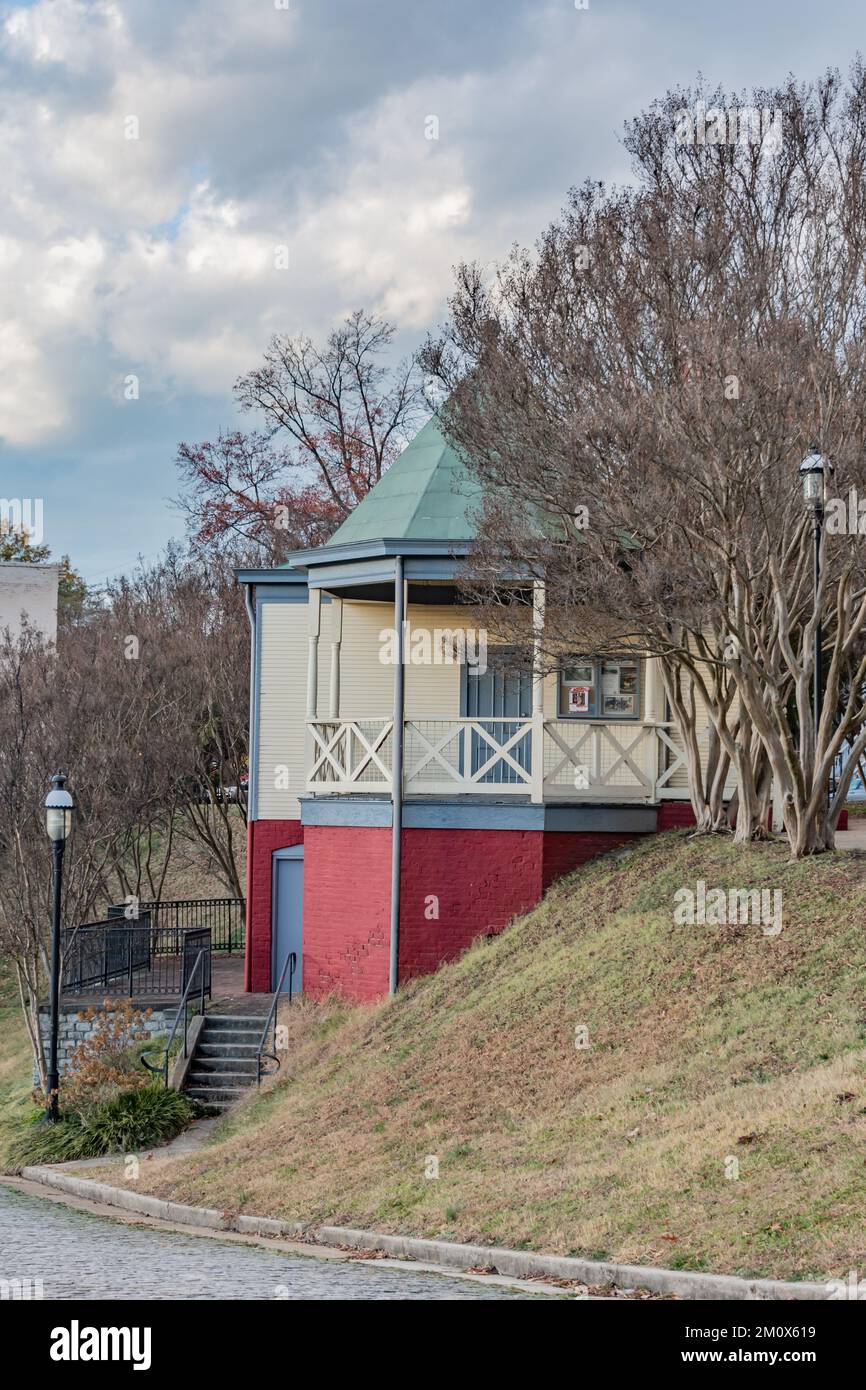 Richmond virginia libby hill park hi-res stock photography and images ...