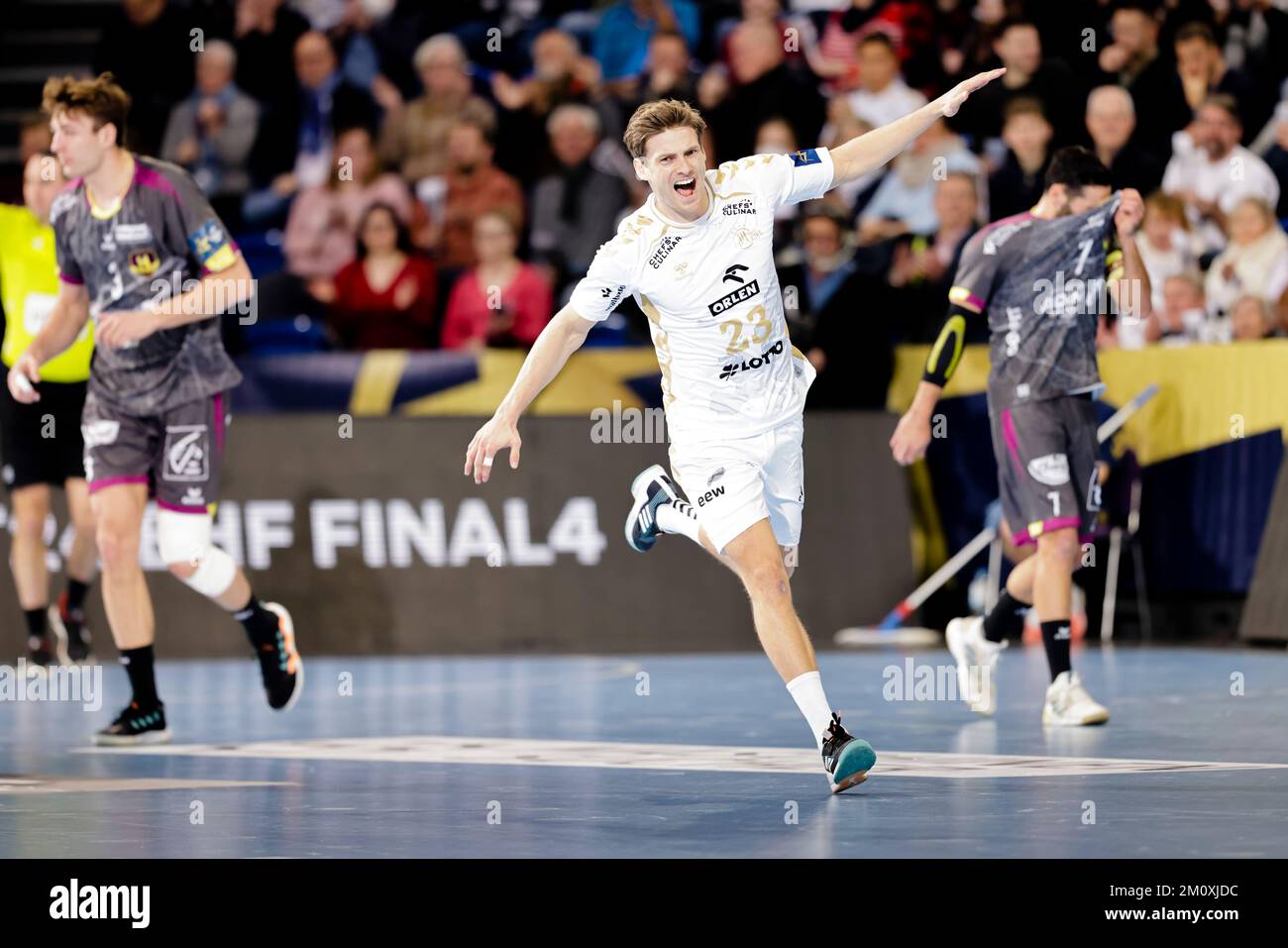 Kiel, Germany. 08th Dec, 2022. Handball: Champions League, THW Kiel ...