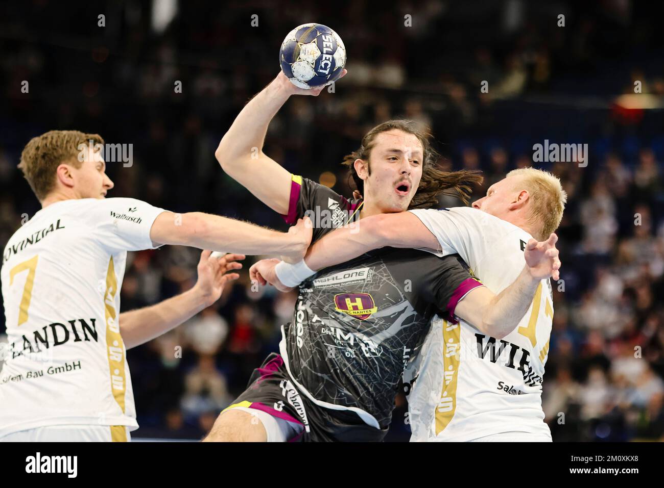 Kiel, Germany. 08th Dec, 2022. Handball: Champions League, THW Kiel ...