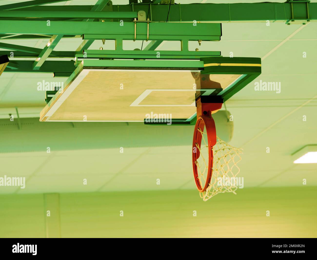 Ring beam lighting hi-res stock photography and images - Alamy