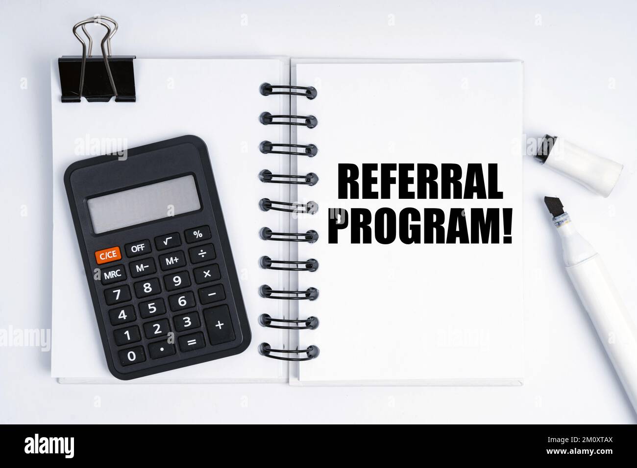 Referral marketing text message hi-res stock photography and images - Alamy