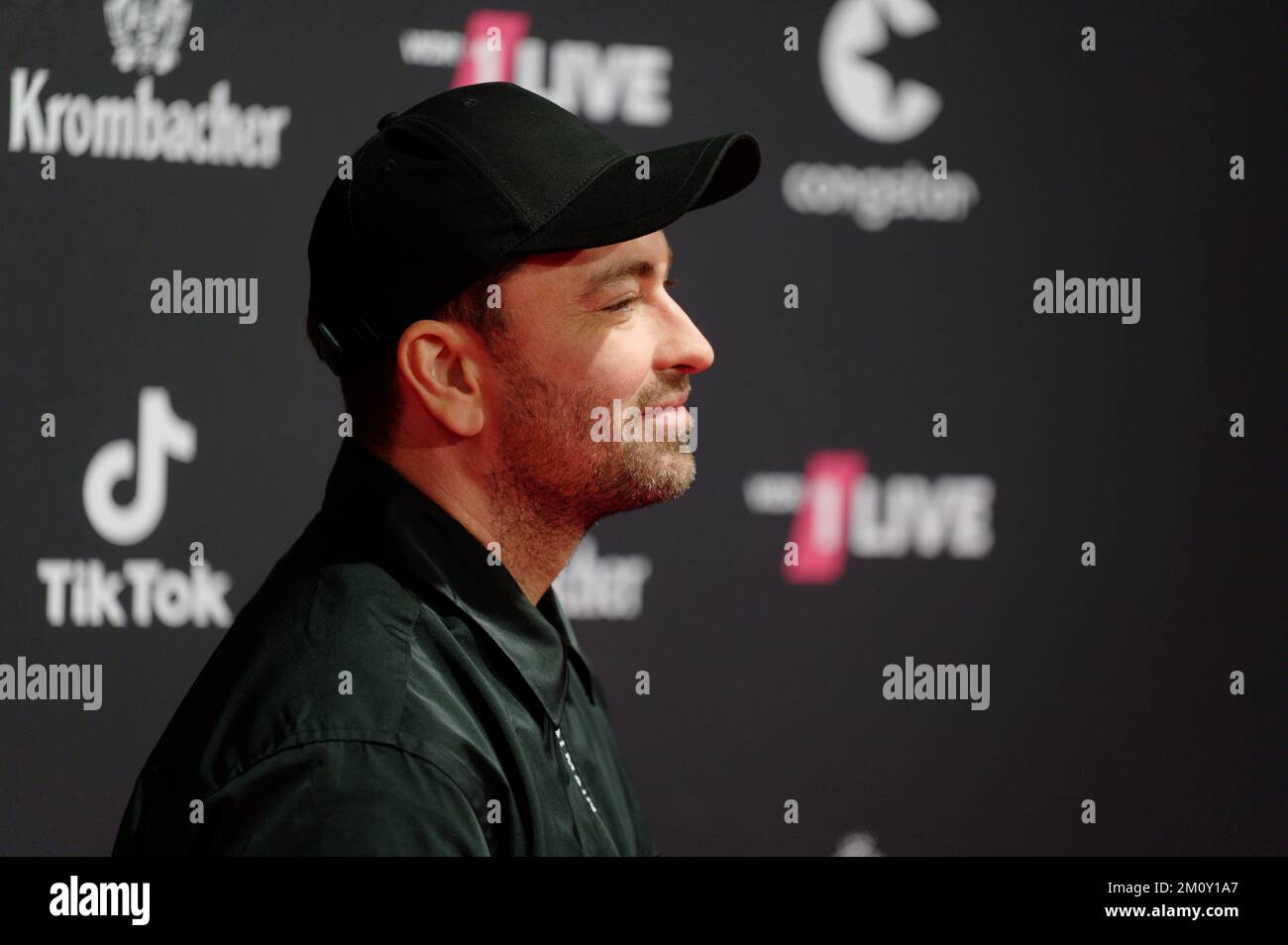 Bochum, Germany. 08th Dec, 2022. Singer Materia walks the red carpet to ...