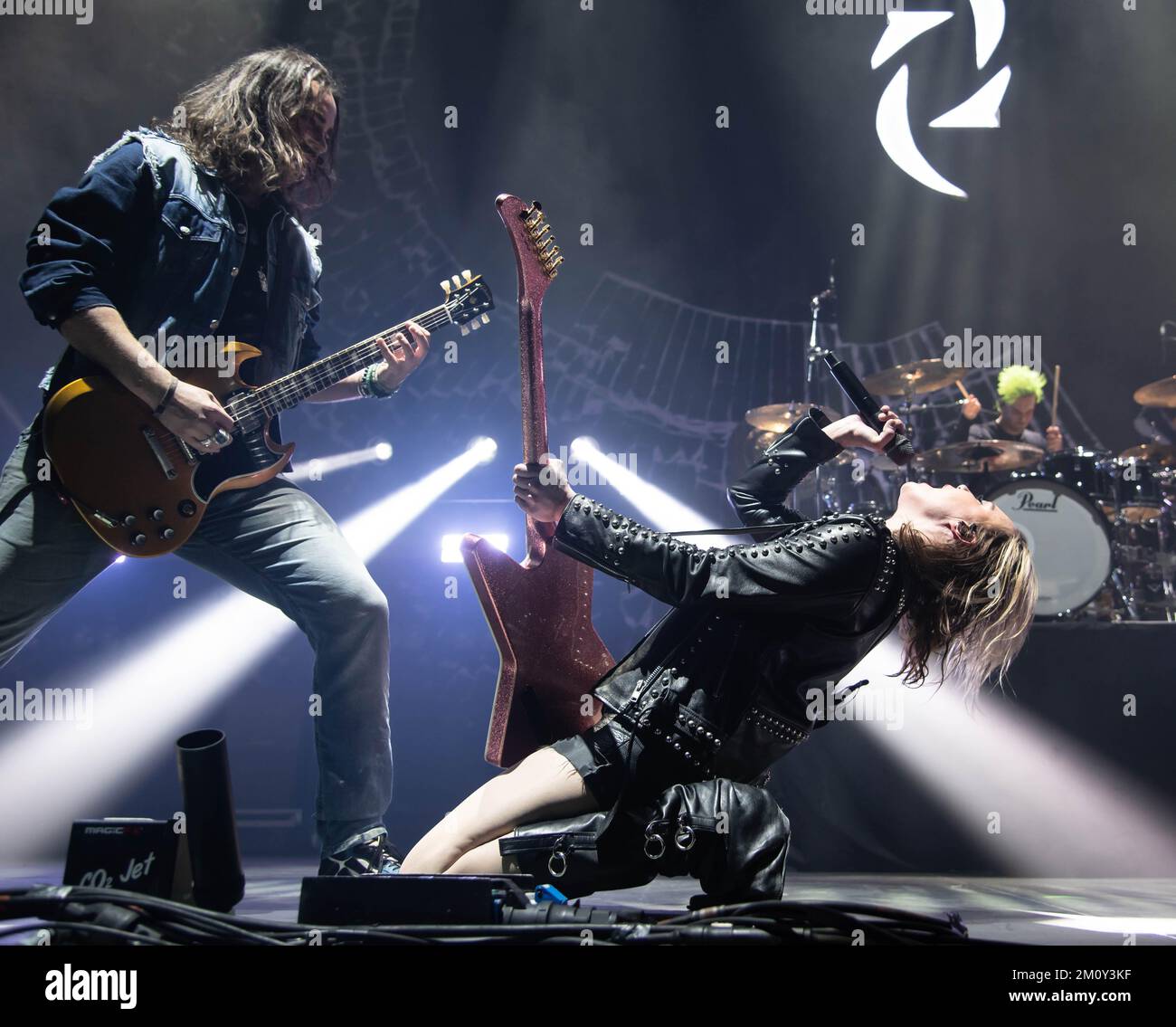 Lzzy Hale & Joe Hottinger of Halestorm performing at the OVO Hydro in ...